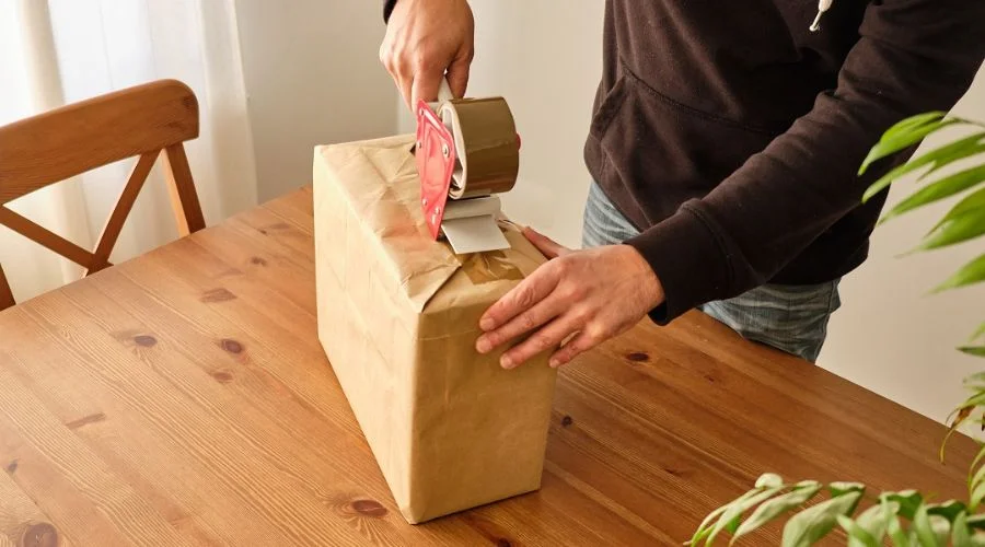 Get The Most Out Of Your Storage Space With Evri Locker Drop Off